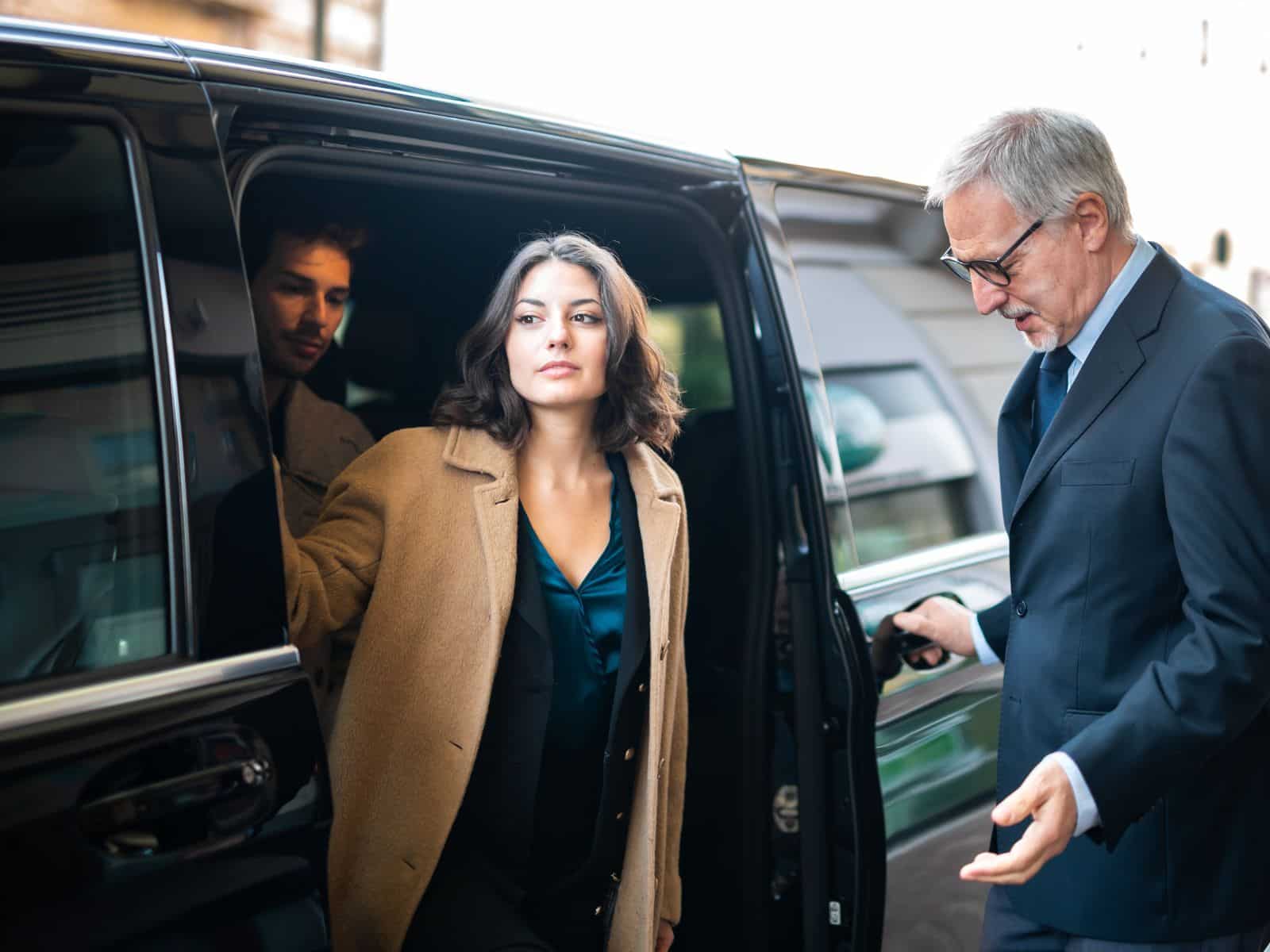 Airport Van - GO Airport Shuttle